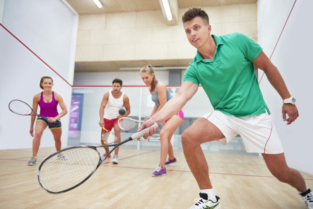 The Ultimate Guide on how to play Squash - God of Sports